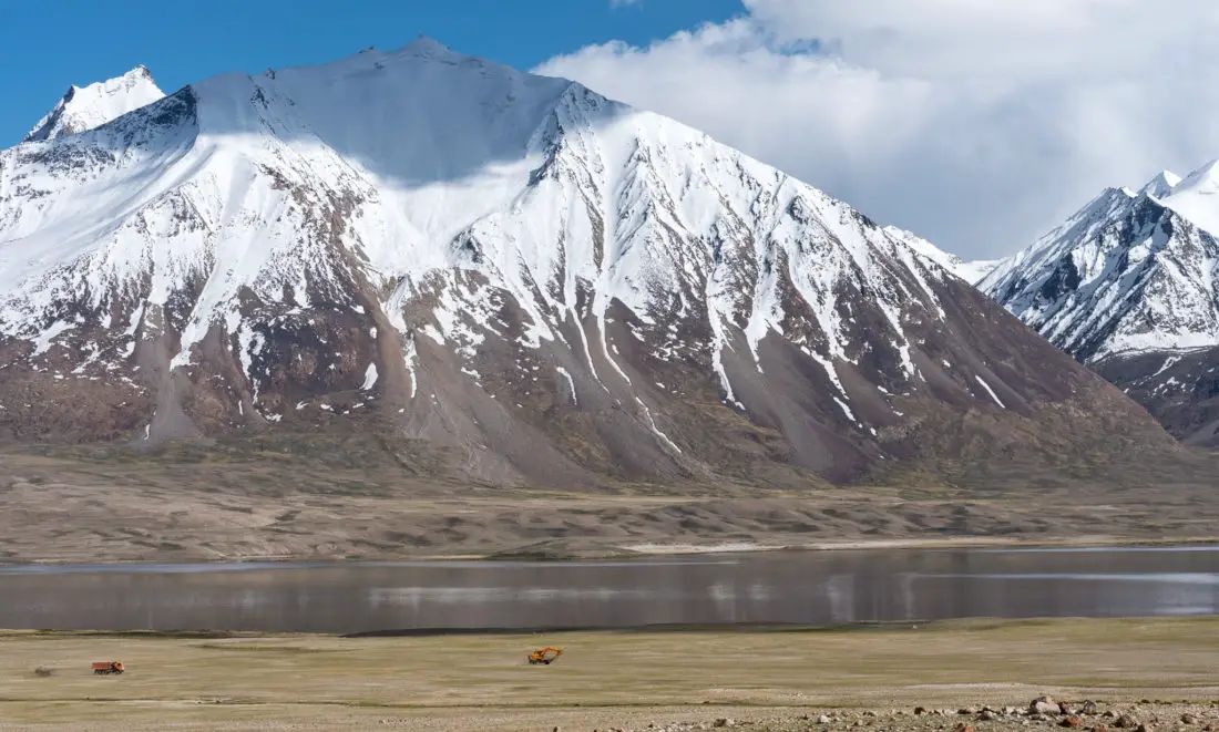 Roadworks in Afghanistan's Little Pamir - On The Way Around