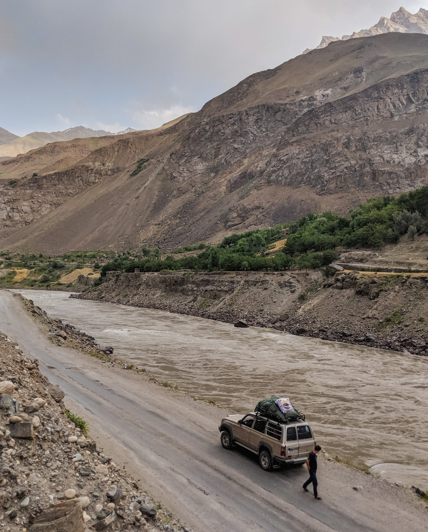 10-Day Pamir Highway Itinerary: A Backpacker's Guide (2020)