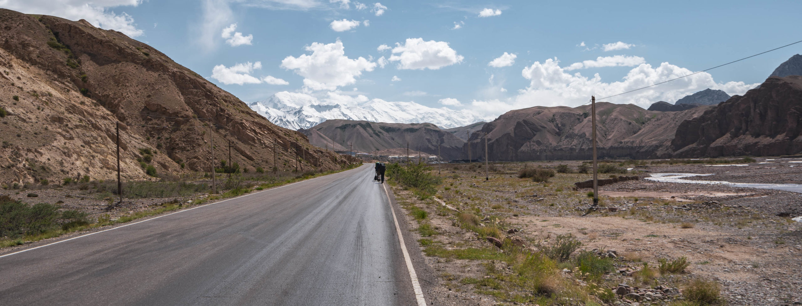 China Border Crossings: A Guide to Overland Travel Into China