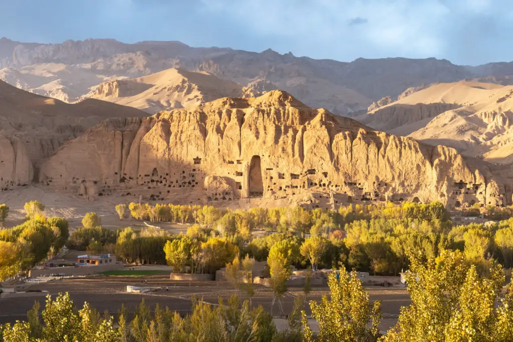 Travel in Afghanistan: The Ultimate Backpacker's Guide (2020)
